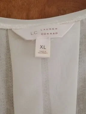 LC Lauren Conrad | Tops | White Lacehem Womens Lauren Conrad Sweater Xl ...